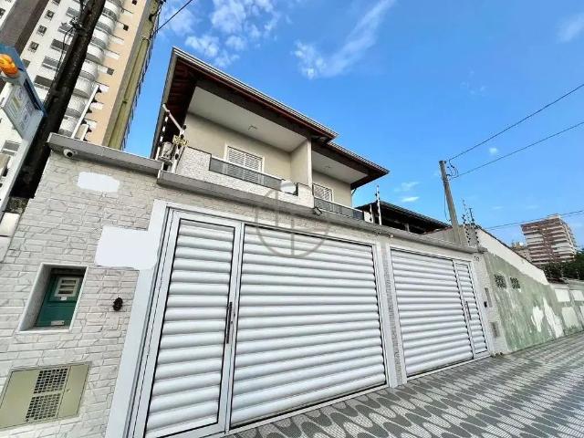 Casa / Sobrado para Locação em Praia Grande/SP Guilhermina 3 Quartos
