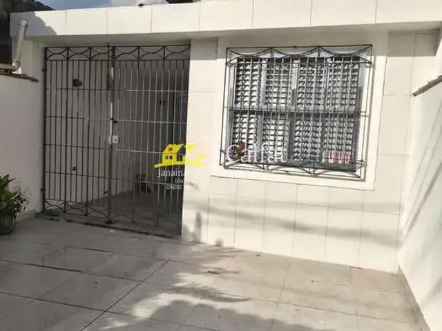 Casa / Sobrado para Locação em Praia Grande/SP Nova Mirim 2 Quartos