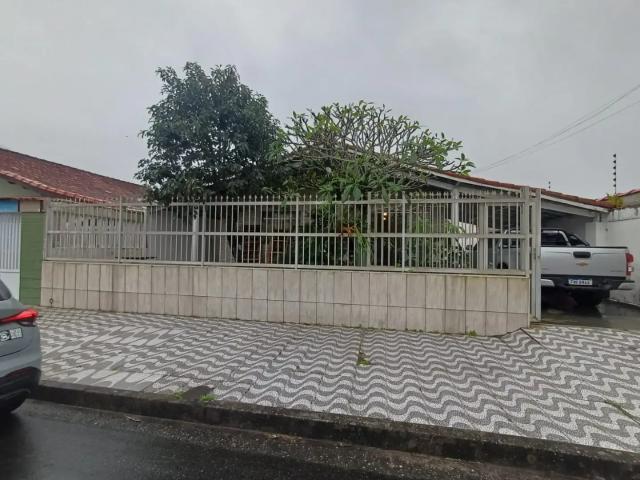 Casa / Sobrado para Locação em Praia Grande/SP Solemar 4 Quartos