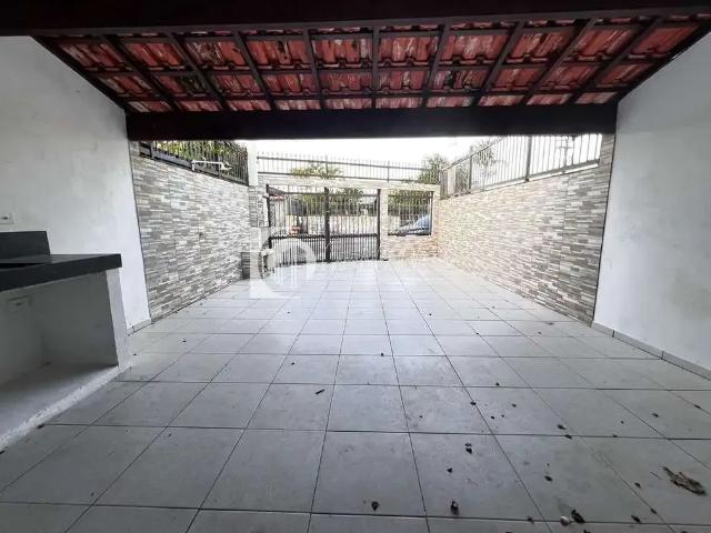Casa / Sobrado para Locação em Praia Grande/SP Solemar 3 Quartos