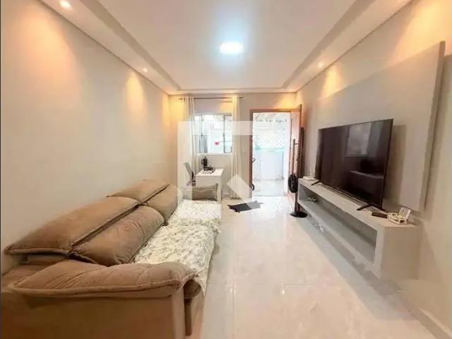Casa / Sobrado para Locação em Praia Grande/SP Tupi 2 Quartos