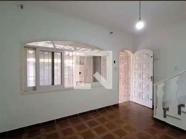 Casa / Sobrado para Locação em Praia Grande/SP Tupi 2 Quartos