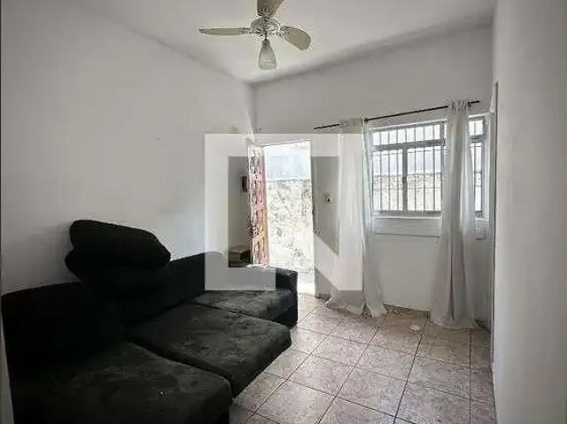 Casa / Sobrado para Locação em Praia Grande/SP Tupi 2 Quartos