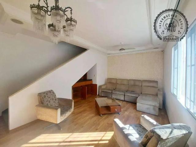 Casa / Sobrado para Locação em Praia Grande/SP Tupi 3 Quartos