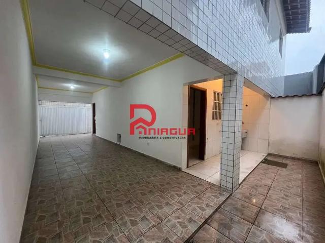 Casa / Sobrado para Locação em Praia Grande/SP Tupi 3 Quartos