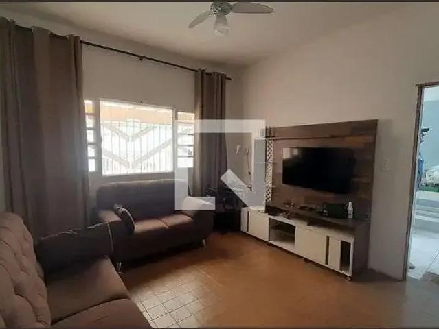 Casa / Sobrado para Locação em Praia Grande/SP Tupi 3 Quartos