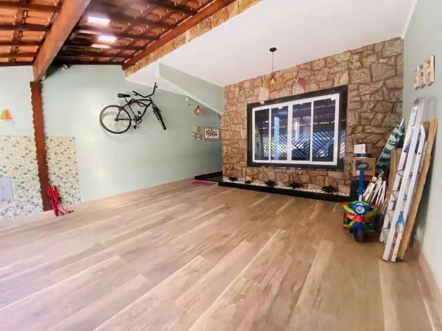 Casa / Sobrado para Locação em Praia Grande/SP Tupi 3 Quartos