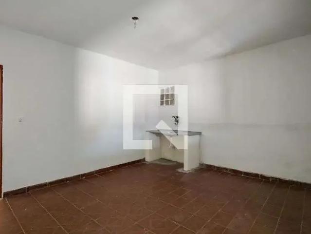 Casa / Sobrado para Locação em Praia Grande/SP Vila Assunção 1 Quartos