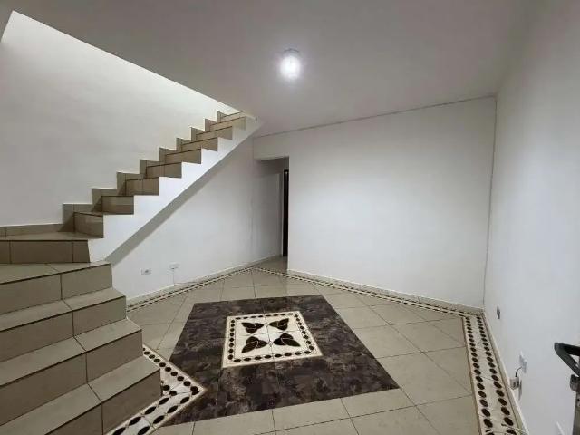 Casa / Sobrado para Locação em Praia Grande/SP Vila Mirim 2 Quartos
