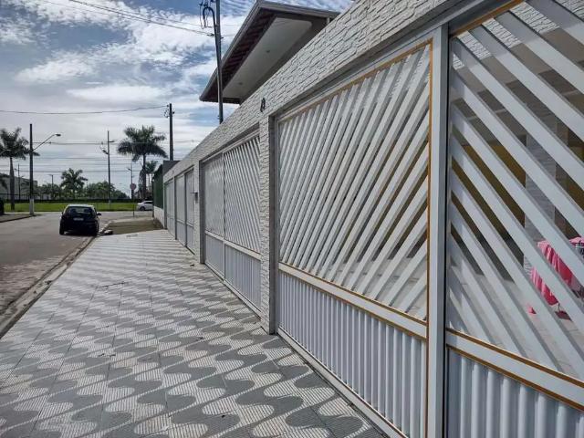 Casa / Sobrado para Locação em Praia Grande/SP Vila Mirim 2 Quartos