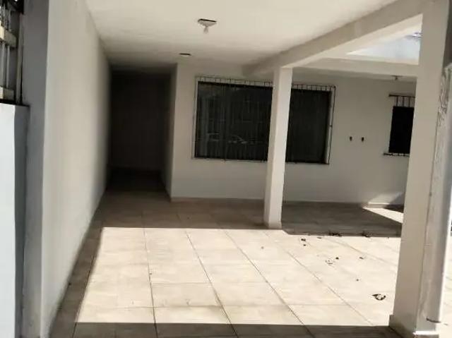 Casa / Sobrado para Locação em Praia Grande/SP Vila Mirim 2 Quartos
