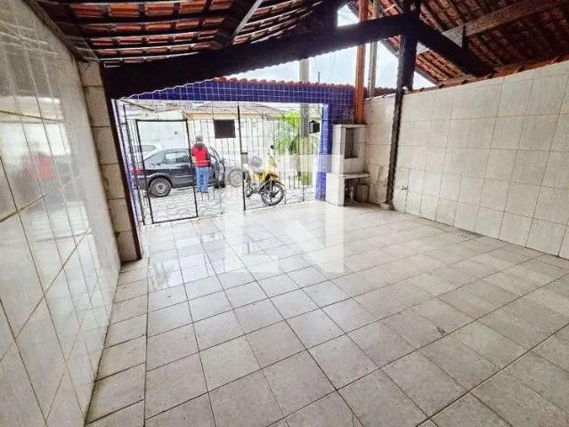 Casa / Sobrado para Locação em Praia Grande/SP Vilamar 3 Quartos