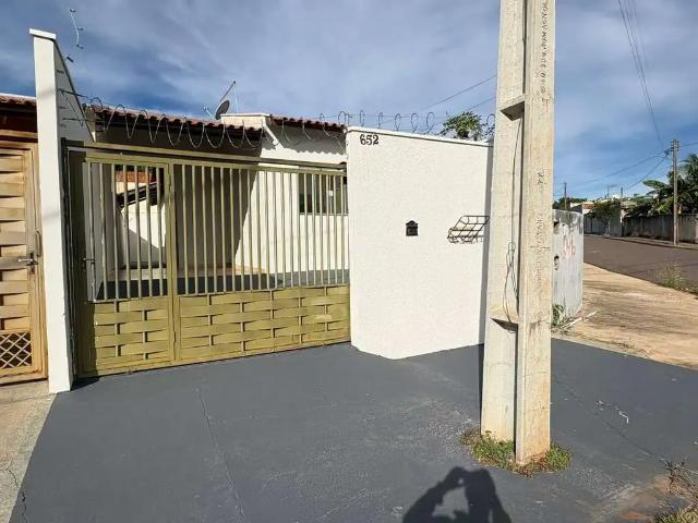 Casa / Sobrado para Locação em Presidente Prudente/SP Jardim Vale do Sol 2 Quartos