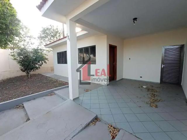 Casa / Sobrado para Locação em Presidente Prudente/SP Jardim Alto da Boa Vista 2 Quartos
