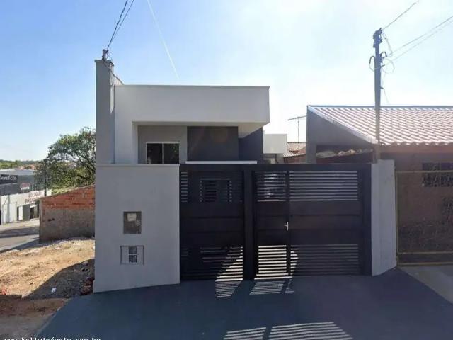 Casa / Sobrado para Locação em Presidente Prudente/SP Jardim Balneário 2 Quartos