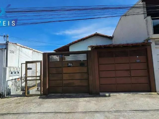 Casa / Sobrado para Locação em Ribeirão das Neves/MG Veneza 2 Quartos