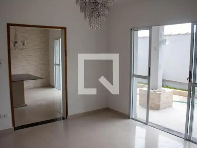 Casa / Sobrado para Locação em Ribeirão Pires/SP Centro Alto 4 Quartos