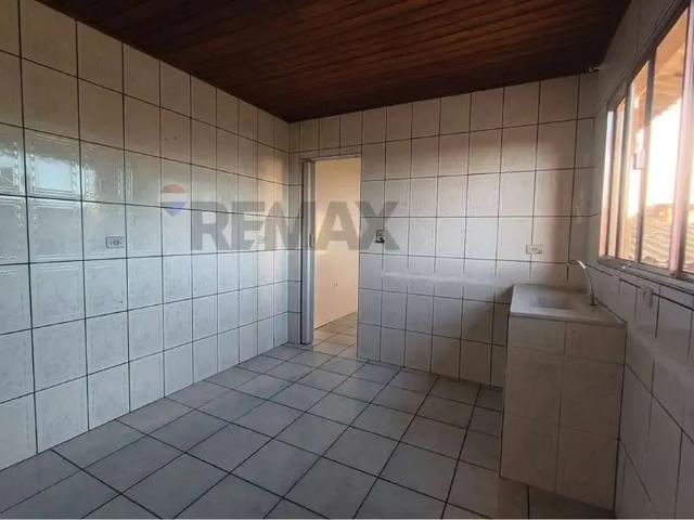 Casa / Sobrado para Locação em Ribeirão Pires/SP Santa Luzia 1 Quartos