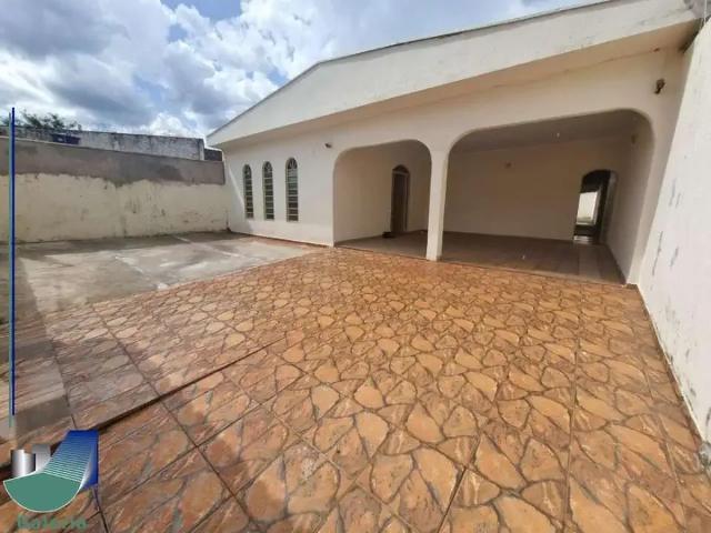 Casa / Sobrado para Locação em Ribeirão Preto/SP Vila Monte Alegre 6 Quartos