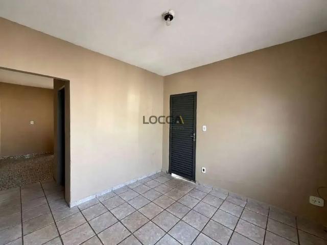 Casa / Sobrado para Locação em Ribeirão Preto/SP Vila Albertina 2 Quartos
