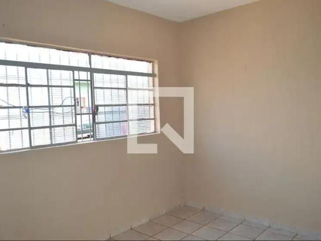 Casa / Sobrado para Locação em Ribeirão Preto/SP Vila Albertina 2 Quartos