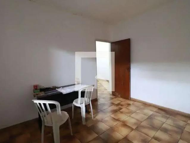 Casa / Sobrado para Locação em Ribeirão Preto/SP Vila Seixas 4 Quartos