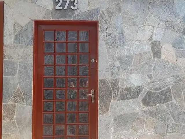 Casa / Sobrado para Locação em Ribeirão Preto/SP Vila Tibério 3 Quartos