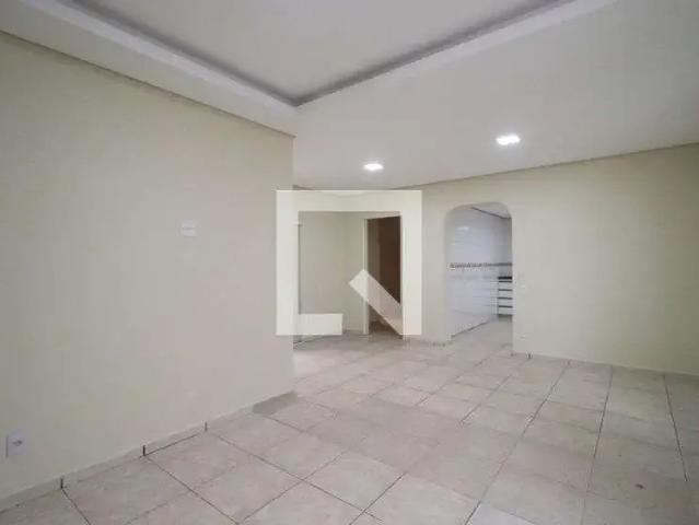 Casa / Sobrado para Locação em Ribeirão Preto/SP Vila Tibério 3 Quartos