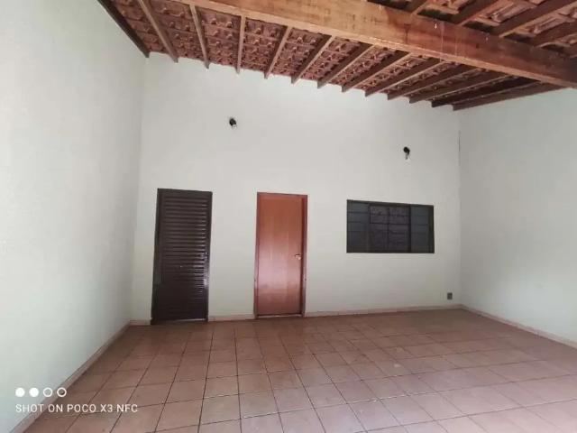 Casa / Sobrado para Locação em Ribeirão Preto/SP Vila Tibério 2 Quartos