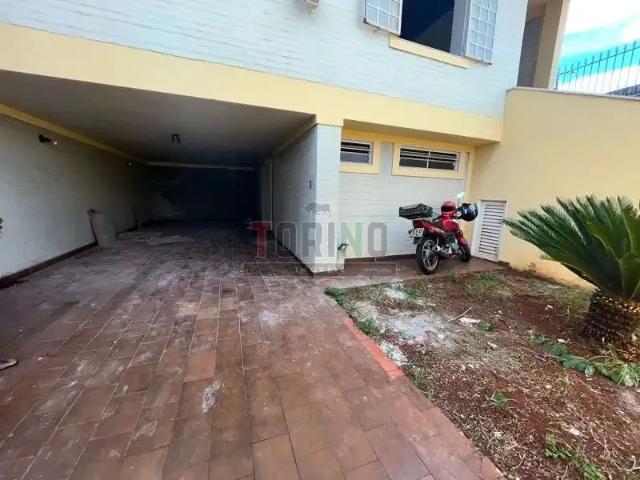 Casa / Sobrado para Locação em Ribeirão Preto/SP Alto da Boa Vista 4 Quartos