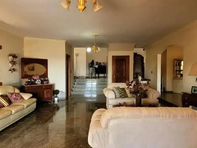 Casa / Sobrado para Locação em Ribeirão Preto/SP Alto da Boa Vista 4 Quartos