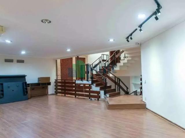 Casa / Sobrado para Locação em Ribeirão Preto/SP Alto da Boa Vista 4 Quartos