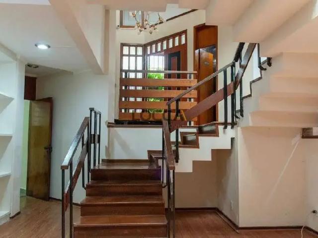 Casa / Sobrado para Locação em Ribeirão Preto/SP Alto da Boa Vista 4 Quartos