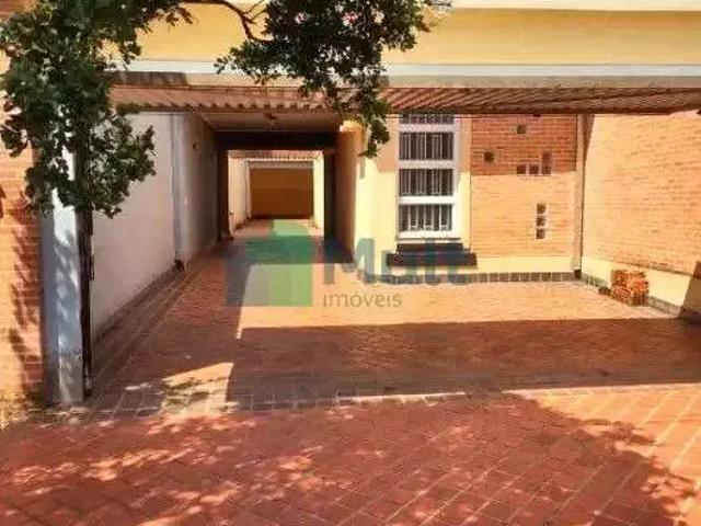 Casa / Sobrado para Locação em Ribeirão Preto/SP Alto da Boa Vista 4 Quartos