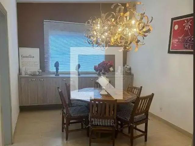Casa / Sobrado para Locação em Ribeirão Preto/SP Alto da Boa Vista 4 Quartos