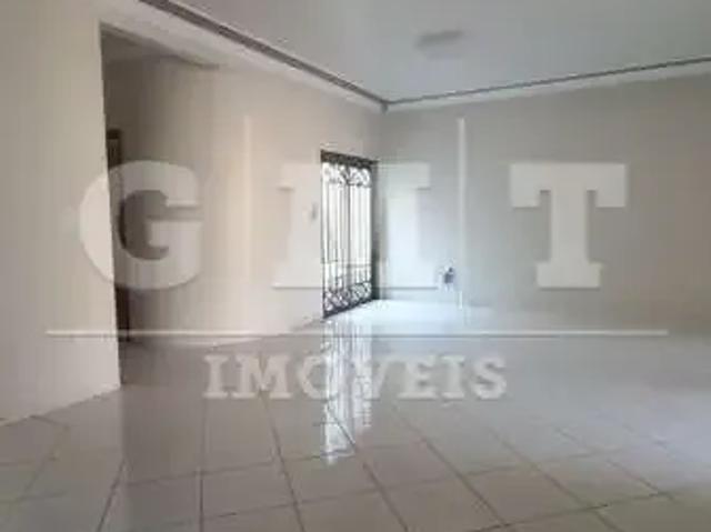 Casa / Sobrado para Locação em Ribeirão Preto/SP Alto da Boa Vista 3 Quartos