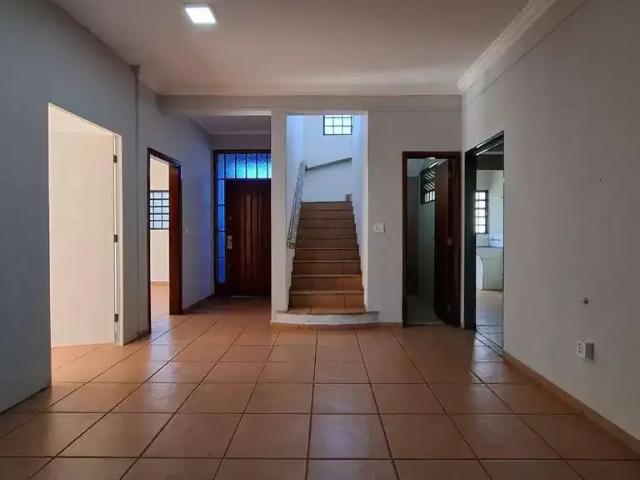 Casa / Sobrado para Locação em Ribeirão Preto/SP Alto da Boa Vista 3 Quartos