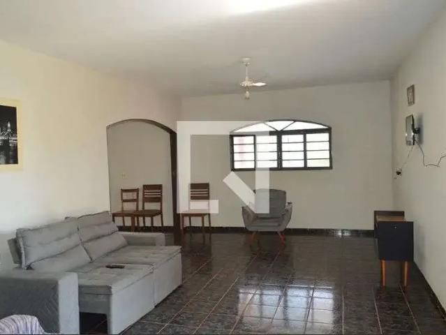 Casa / Sobrado para Locação em Ribeirão Preto/SP Bonfim Paulista 4 Quartos