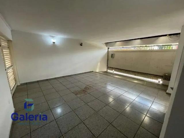 Casa / Sobrado para Locação em Ribeirão Preto/SP Campos Elíseos 4 Quartos