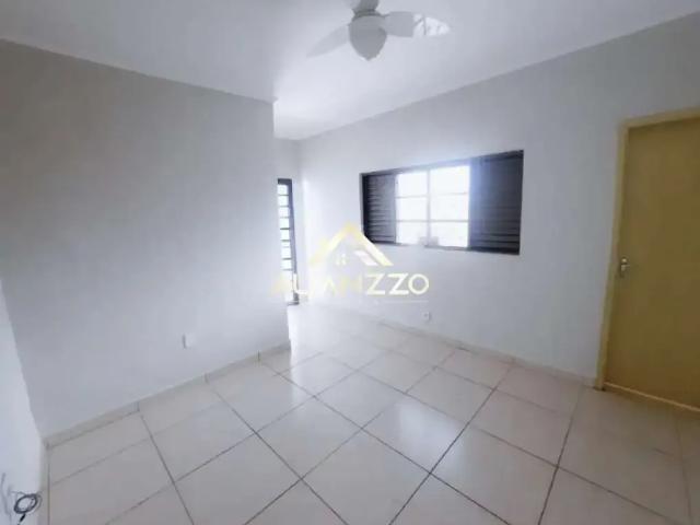Casa / Sobrado para Locação em Ribeirão Preto/SP Campos Elíseos 3 Quartos