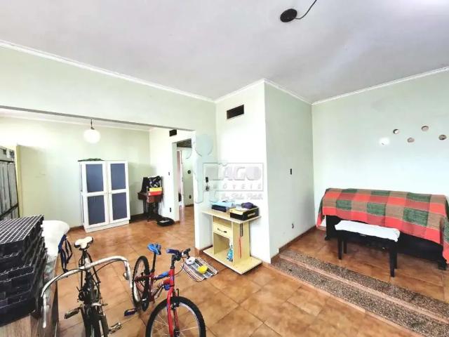Casa / Sobrado para Locação em Ribeirão Preto/SP Campos Elíseos 3 Quartos