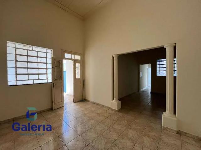 Casa / Sobrado para Locação em Ribeirão Preto/SP Centro 3 Quartos