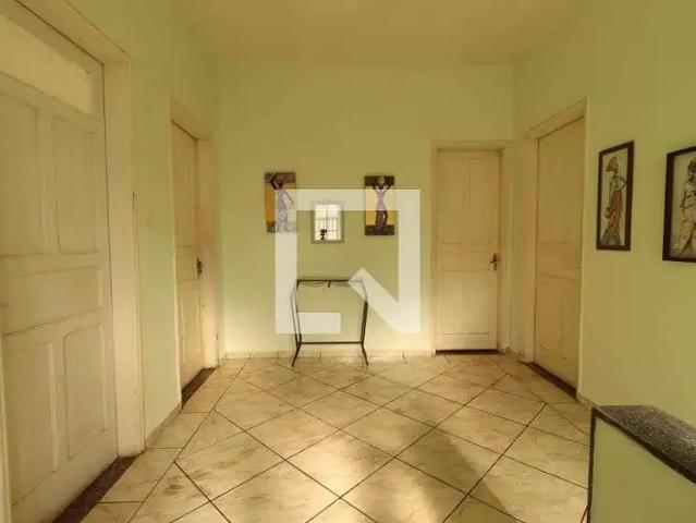 Casa / Sobrado para Locação em Ribeirão Preto/SP Centro 3 Quartos