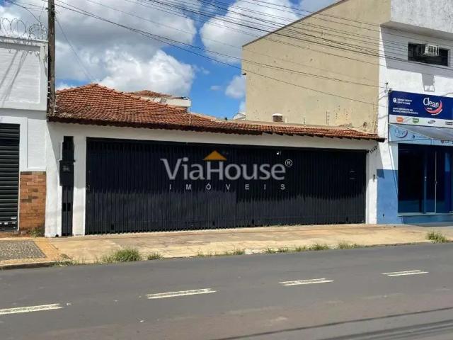 Casa / Sobrado para Locação em Ribeirão Preto/SP Centro 3 Quartos