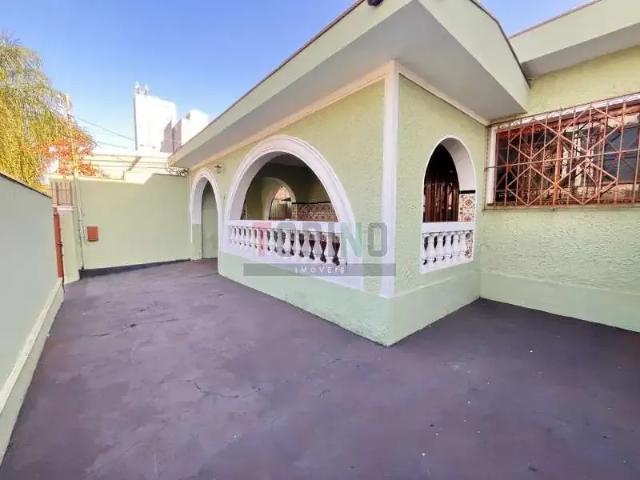 Casa / Sobrado para Locação em Ribeirão Preto/SP Centro 3 Quartos