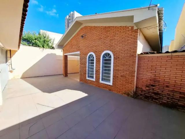 Casa / Sobrado para Locação em Ribeirão Preto/SP Condomínio Itamaraty 5 Quartos