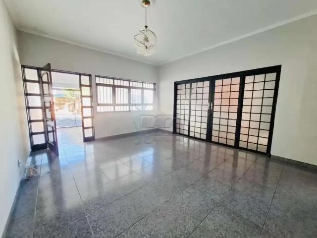 Casa / Sobrado para Locação em Ribeirão Preto/SP Jardim Anhangüera 3 Quartos