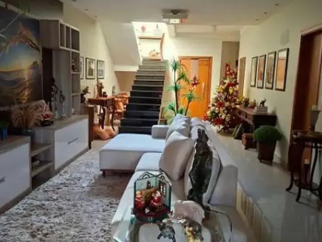 Casa / Sobrado para Locação em Ribeirão Preto/SP Jardim Botânico 4 Quartos