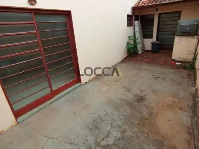 Casa / Sobrado para Locação em Ribeirão Preto/SP Jardim Irajá 2 Quartos