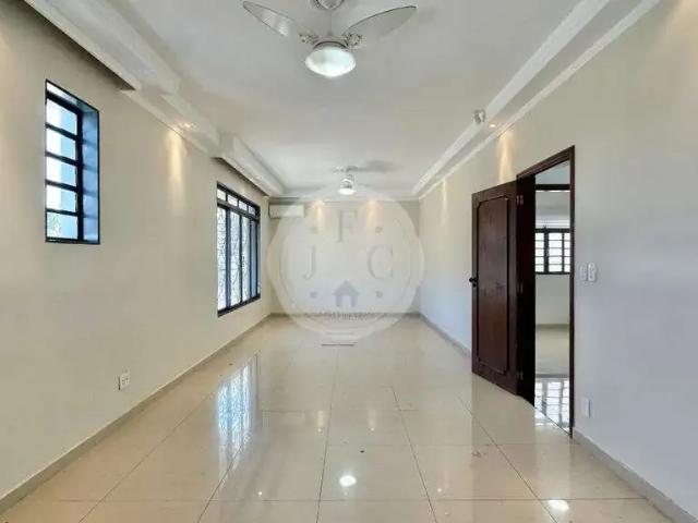Casa / Sobrado para Locação em Ribeirão Preto/SP Alto da Boa Vista 6 Quartos